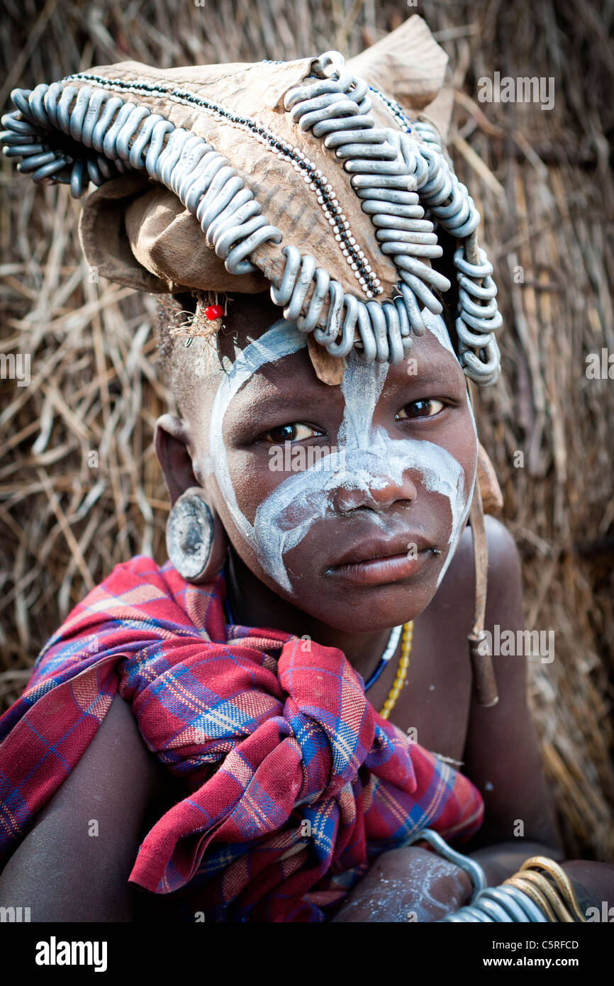Mursi tribe in southern ethiopia hi-res stock photography and images ...