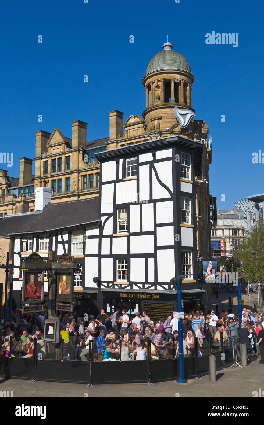 Old manchester hi-res stock photography and images - Alamy