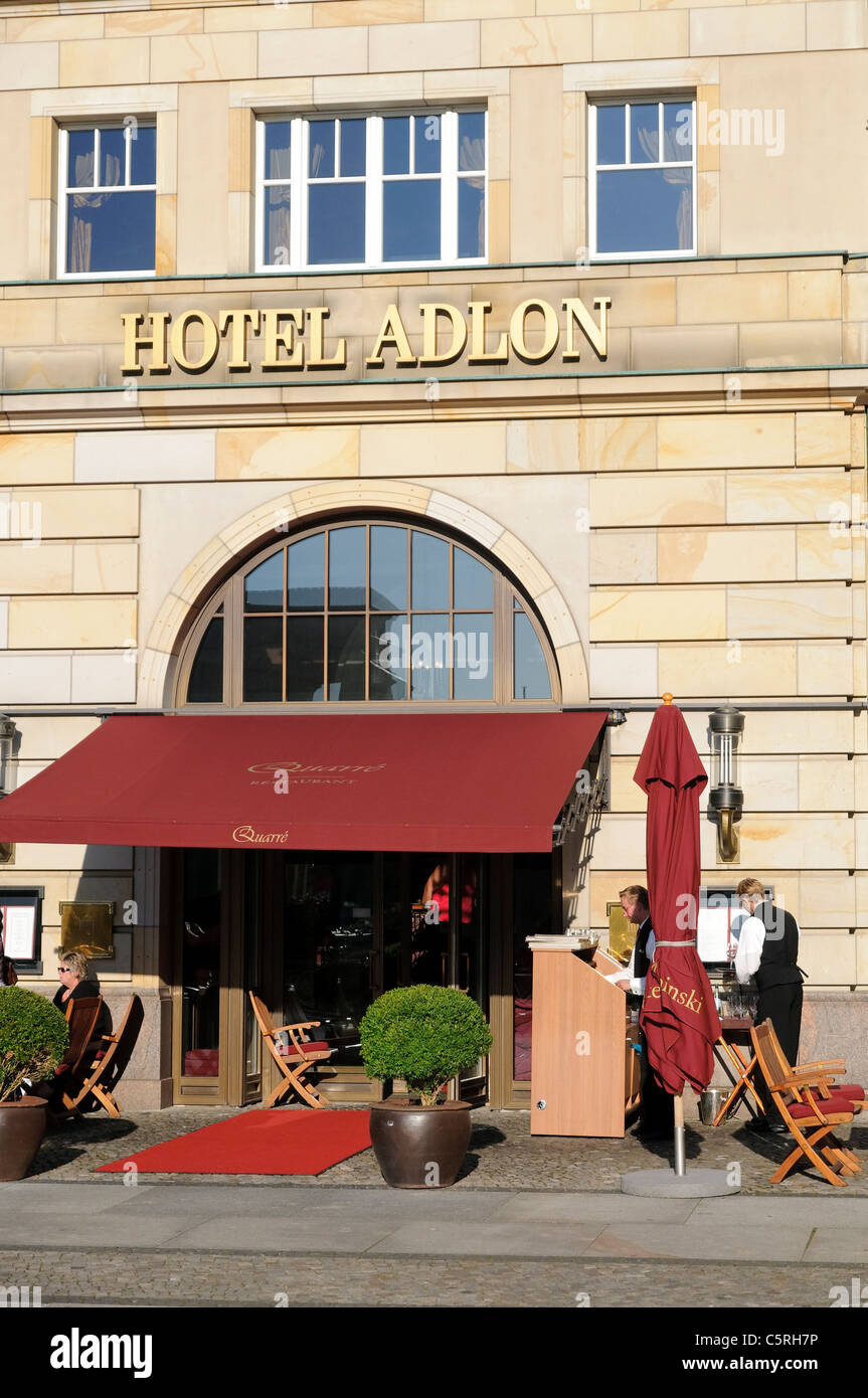 Writing hotel adlon hi-res stock photography and images - Alamy