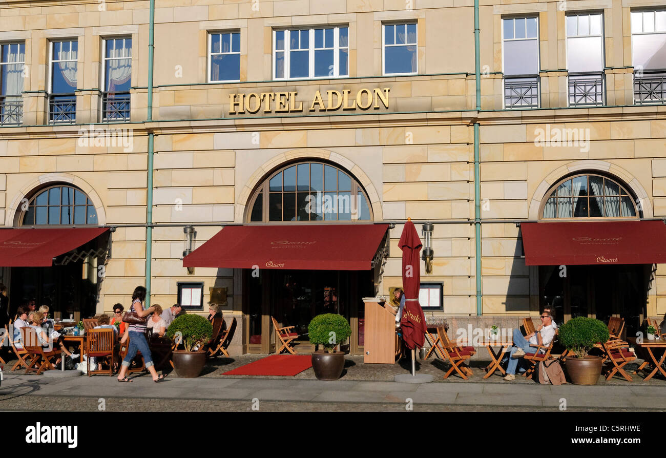 Writing hotel adlon hi-res stock photography and images - Alamy