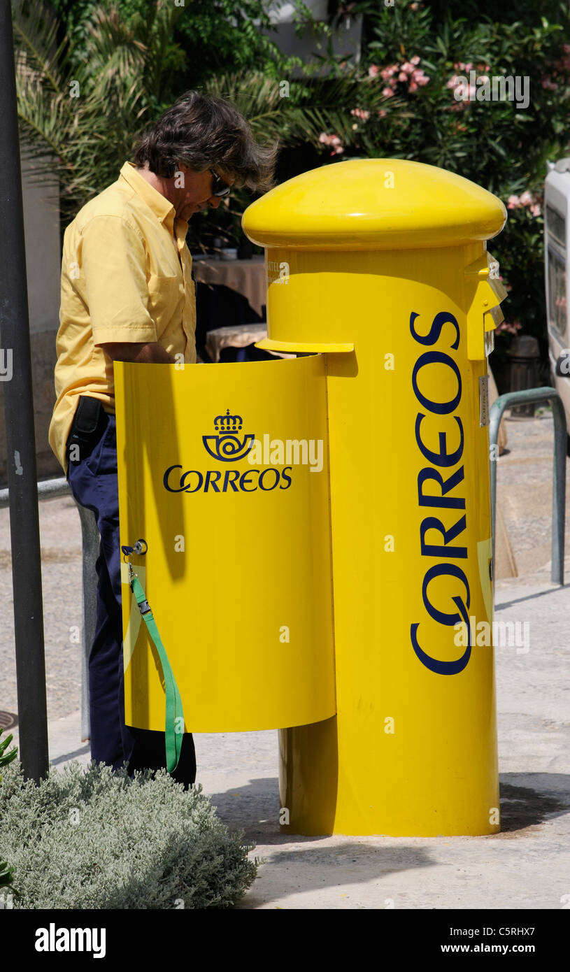 Emptying postbox hi-res stock photography and images - Alamy