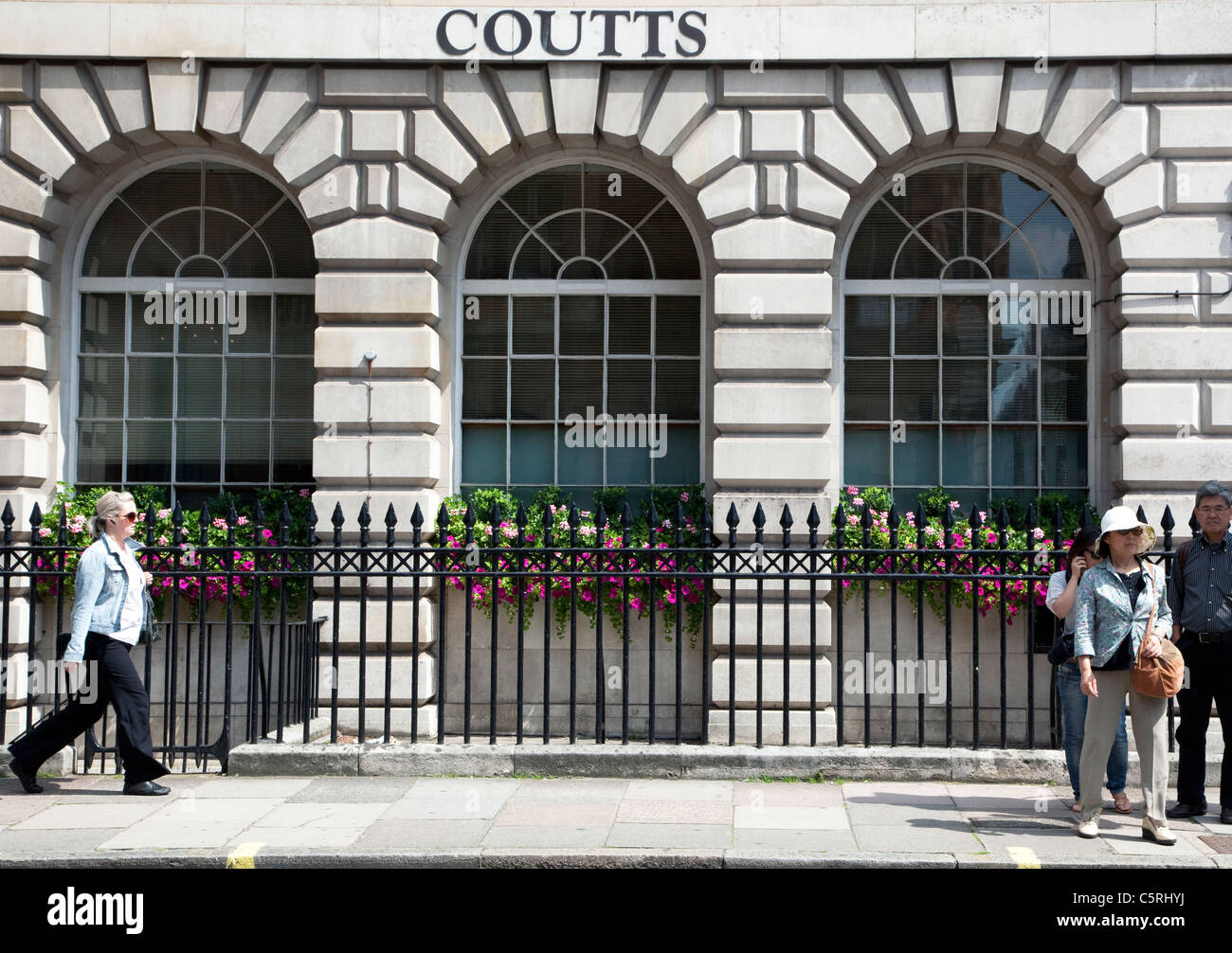 Coutts bank hi-res stock photography and images - Alamy