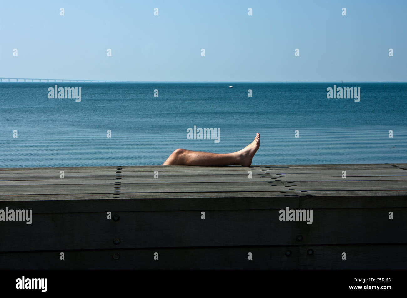 Relaxing bridge hi-res stock photography and images - Alamy