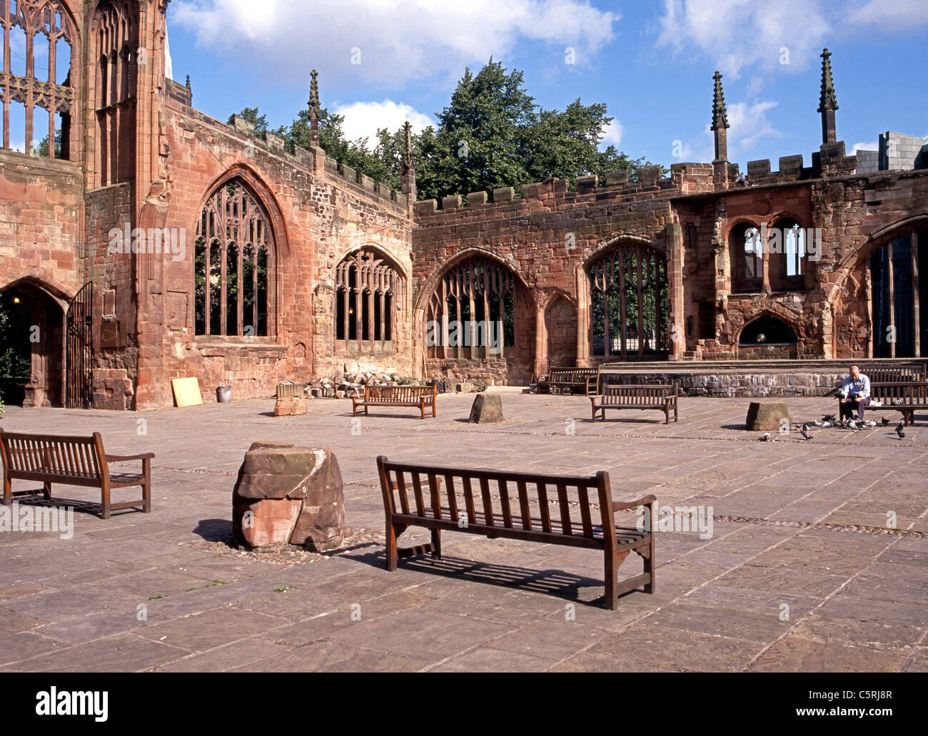 Old st michael's cathedral, coventry hi-res stock photography and ...