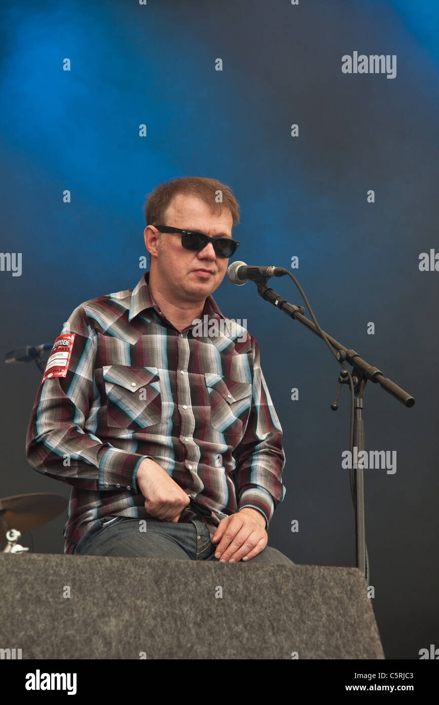 Edwyn Collins performing on the Obilisk Stage, Latitude festival 2011 ...