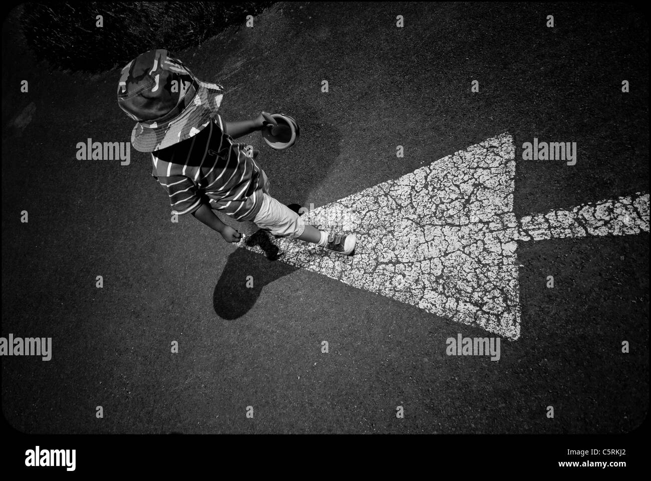 Wrong way sign Black and White Stock Photos & Images - Alamy