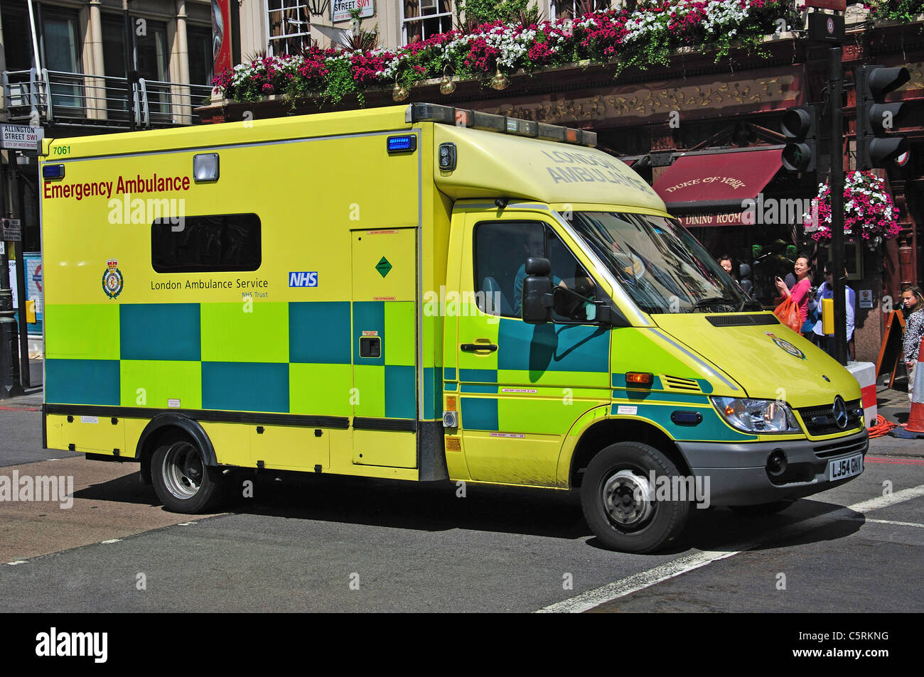 Ambulance victoria hi-res stock photography and images - Alamy