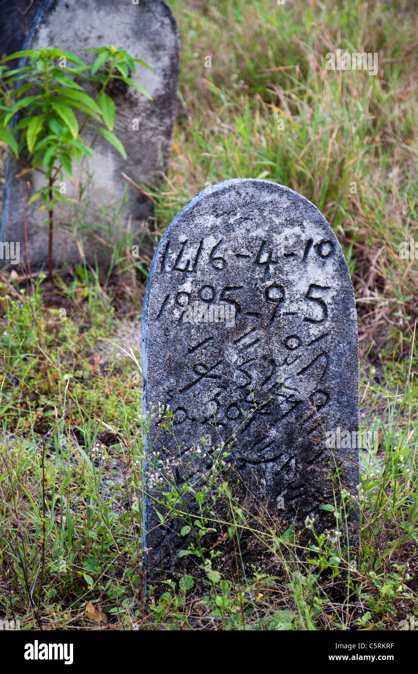 Maldavian gravestone hi-res stock photography and images - Alamy