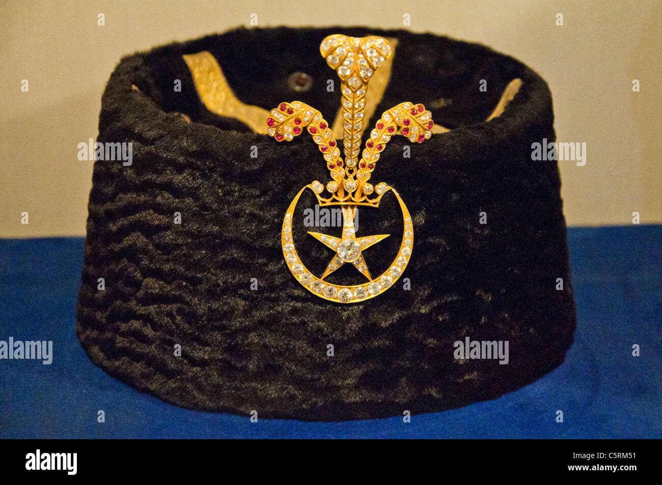 Sultans crown hi-res stock photography and images - Alamy