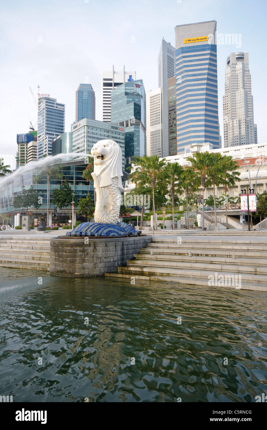 The Merlion at Marina Bay, landmark of the city designed by the artist ...