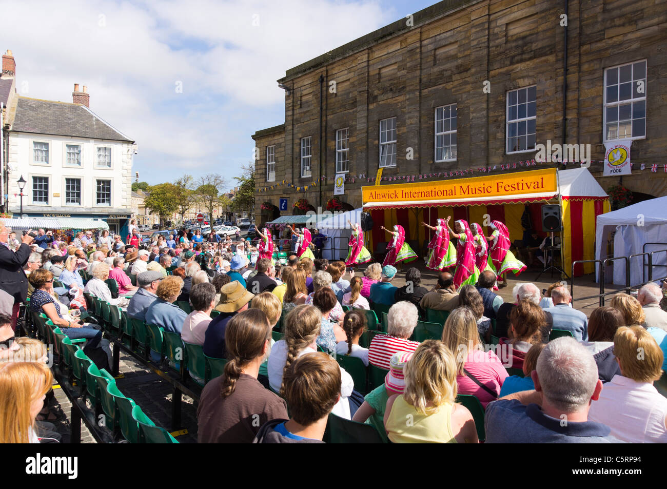 Alnwick, Northumberland, UK - Alnwick Music Festival 2011 - market ...