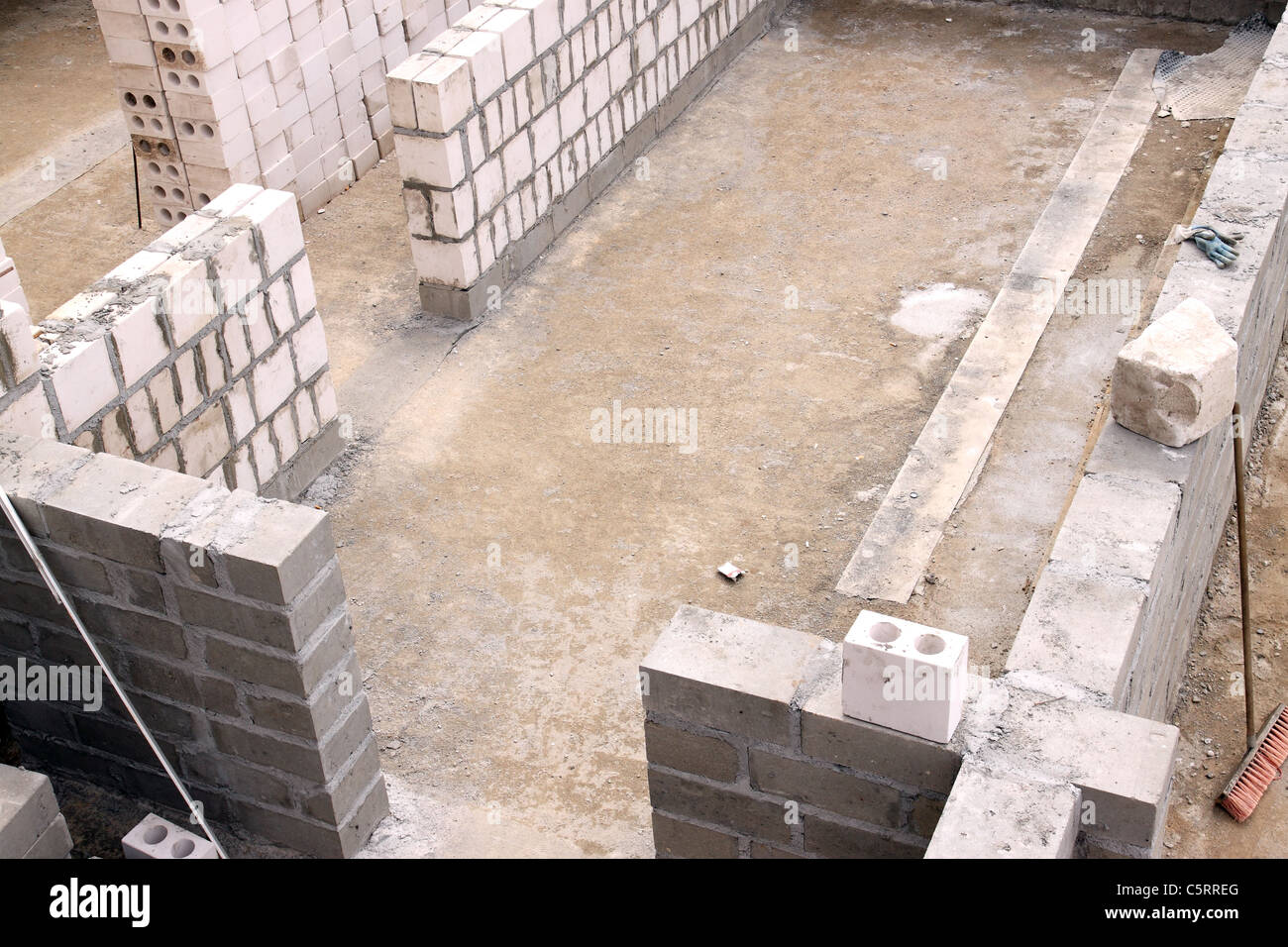 Construction site building wall hi-res stock photography and images - Alamy