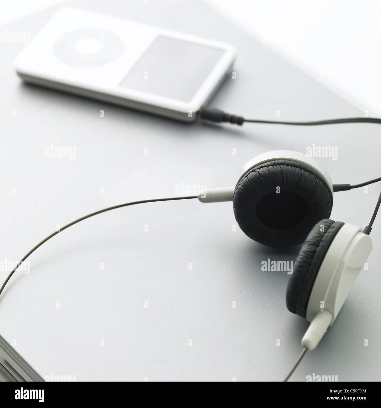 MP3 and headset Stock Photo - Alamy
