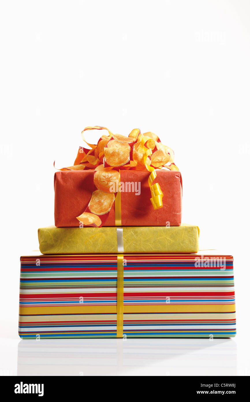 Birthday gift box hi-res stock photography and images - Alamy