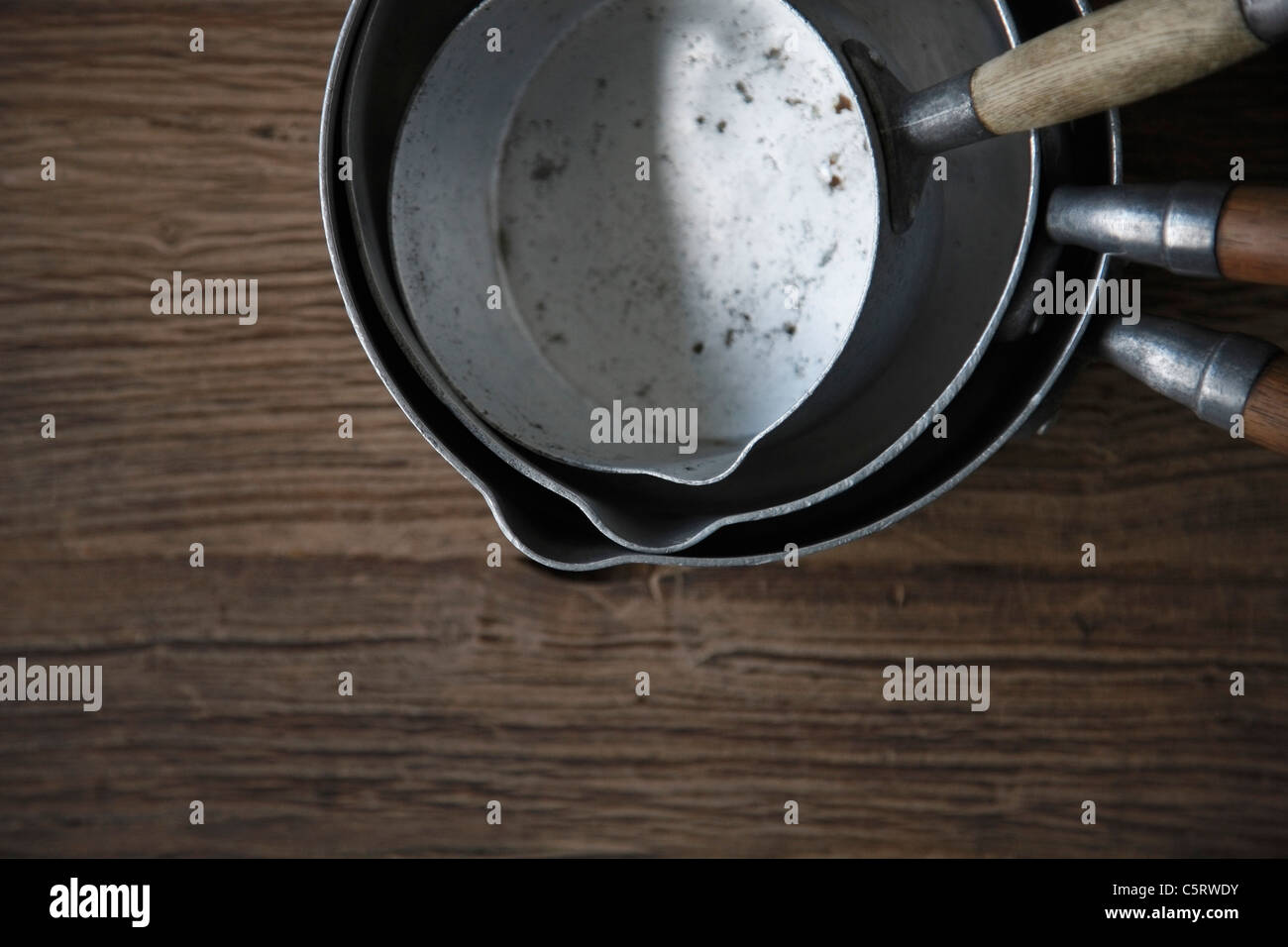 Old cooking pots hi-res stock photography and images - Alamy