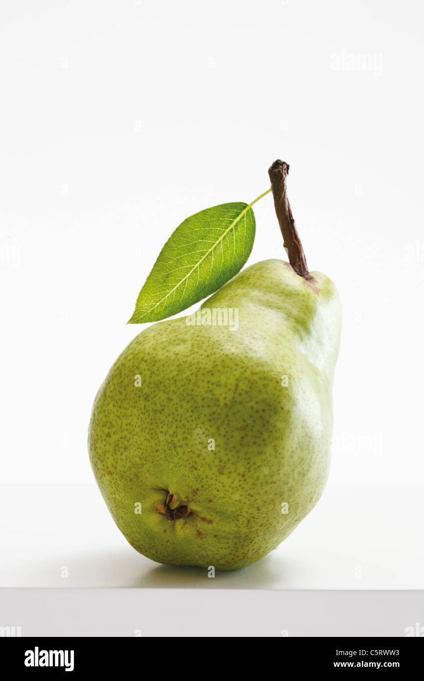 Pear leaf hi-res stock photography and images - Alamy