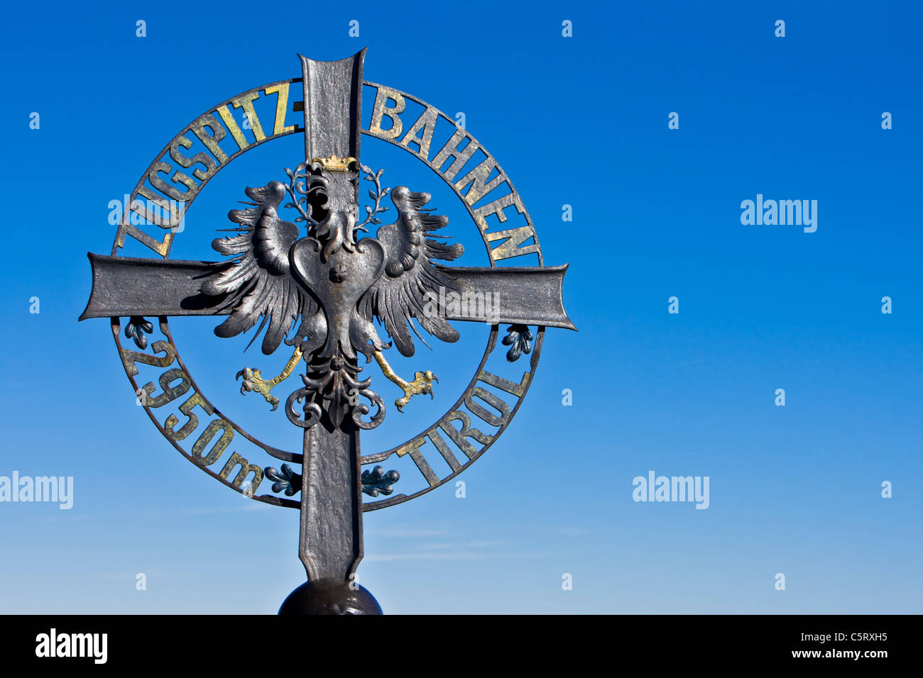Iron cross emblem hi-res stock photography and images - Alamy
