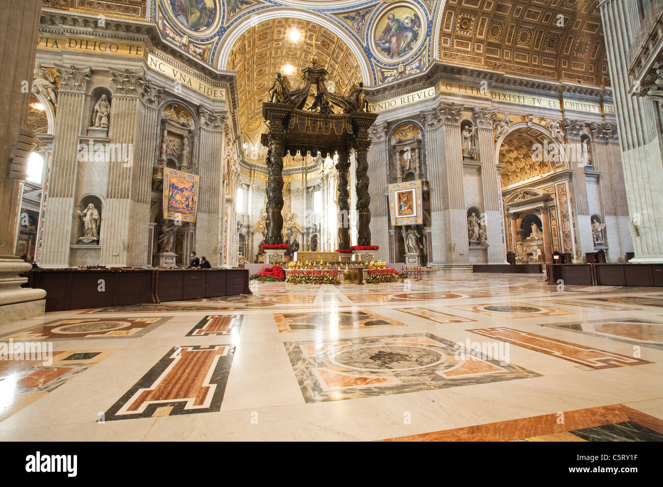 Italy, Rome, Vatican, St. Peter's Basilica, Altar Stock Photo - Alamy