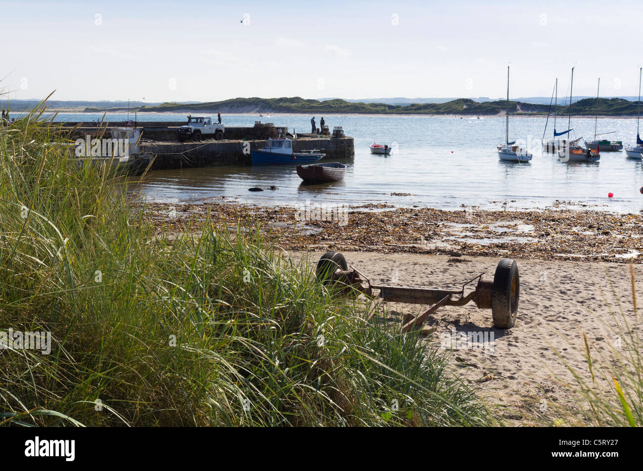 Beadnell village hi-res stock photography and images - Alamy