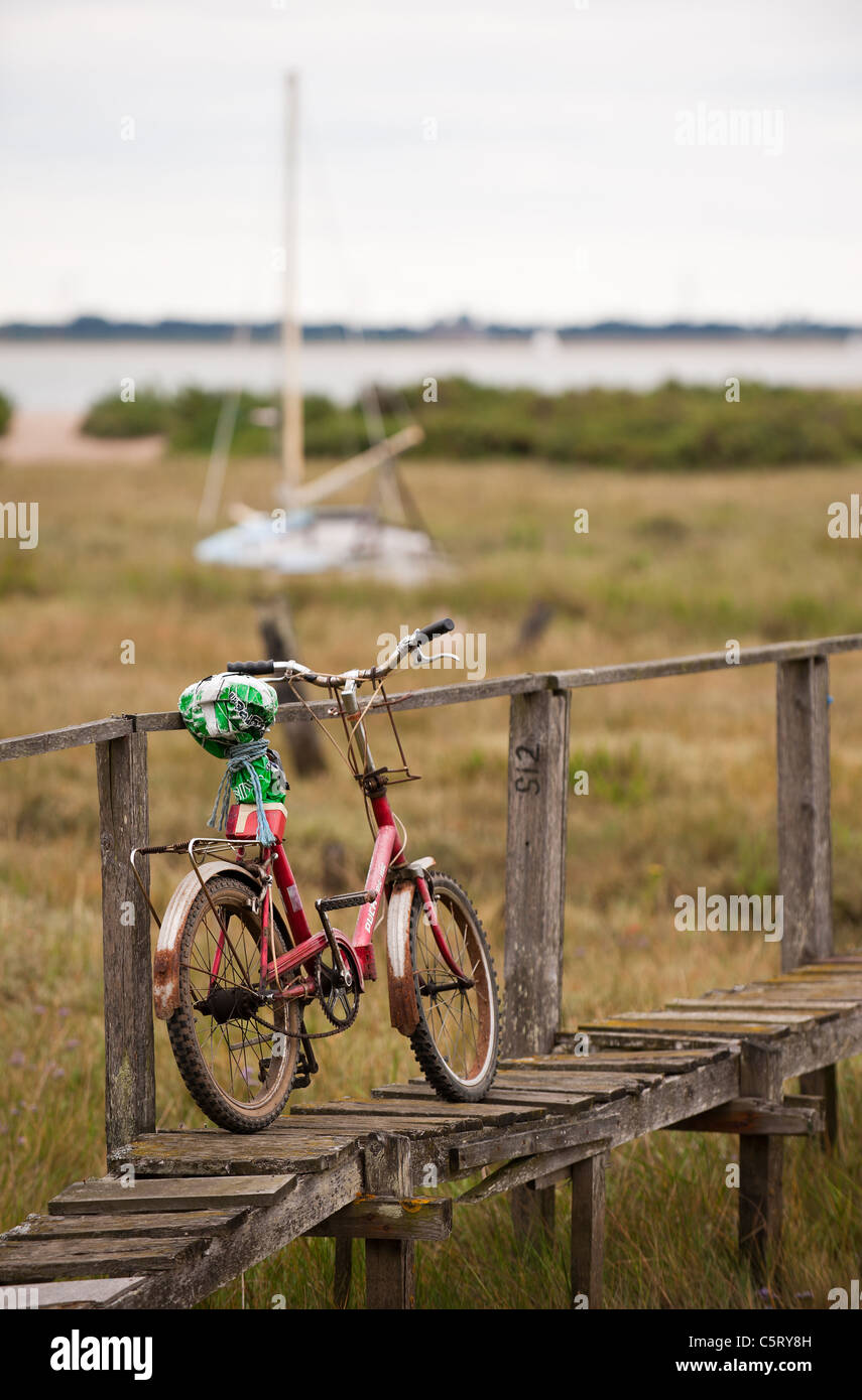 Rickety wood hi-res stock photography and images - Alamy