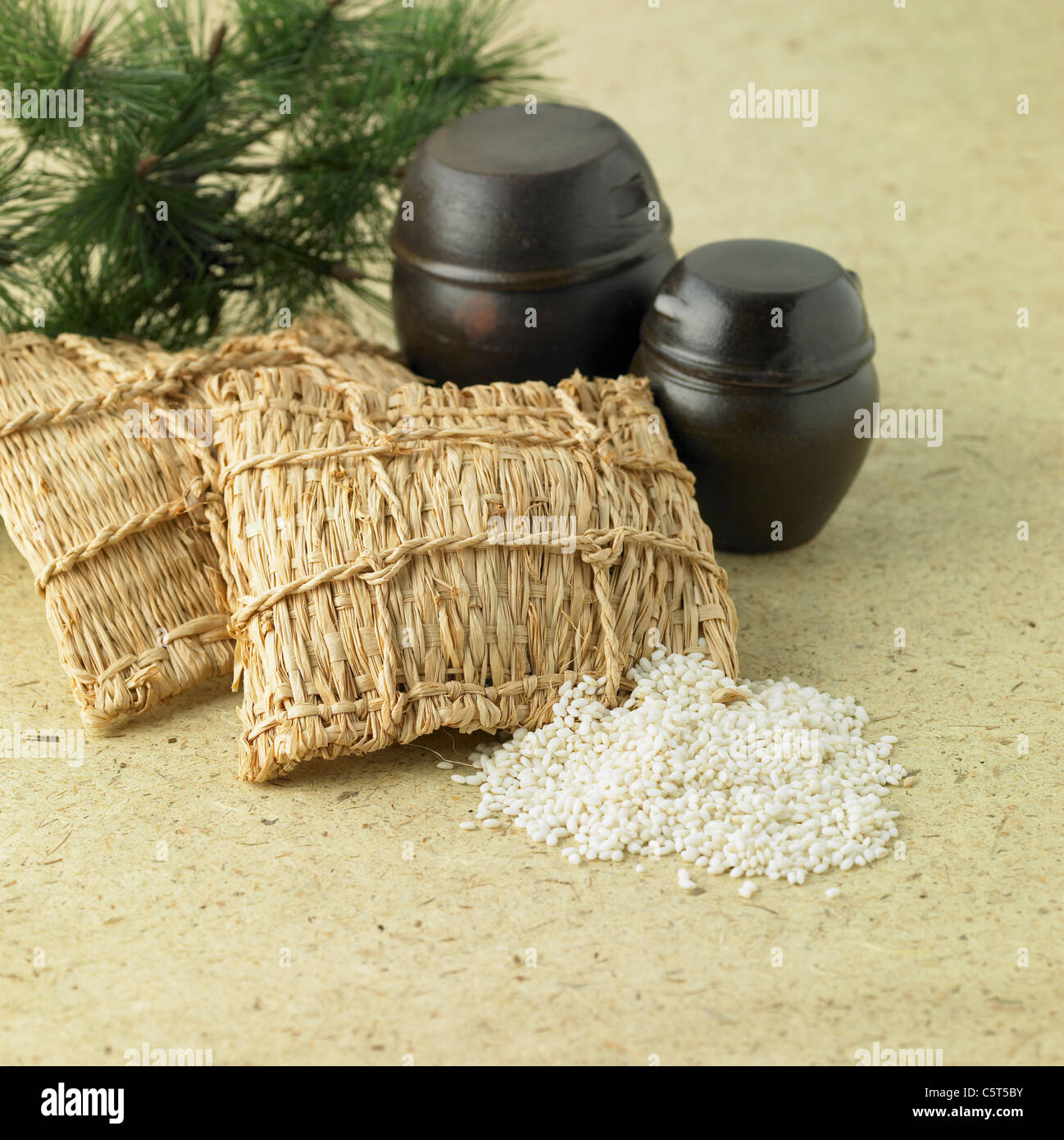 Korean traditional objects Stock Photo - Alamy