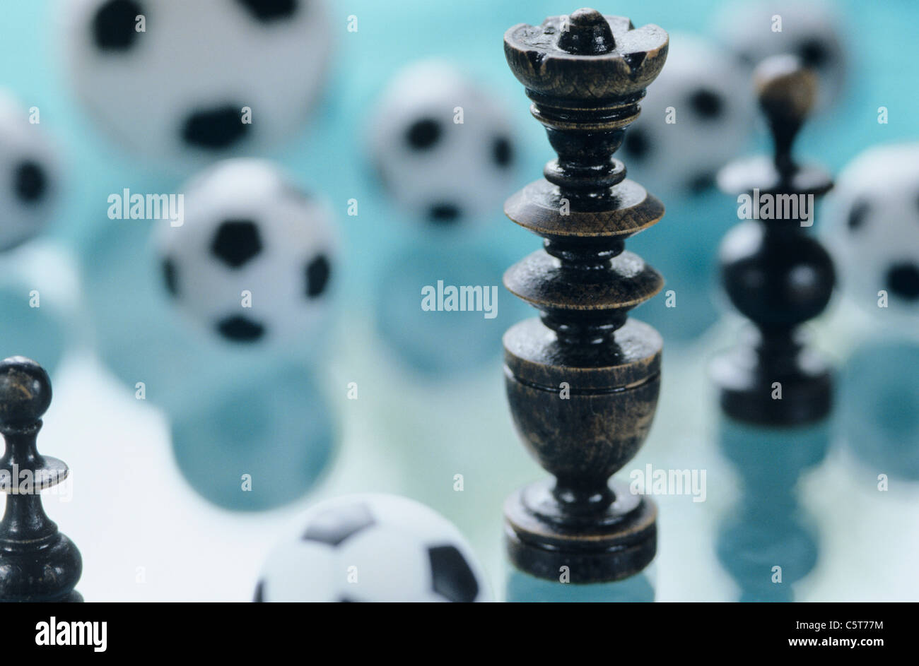Soccer chess pieces hi-res stock photography and images - Alamy
