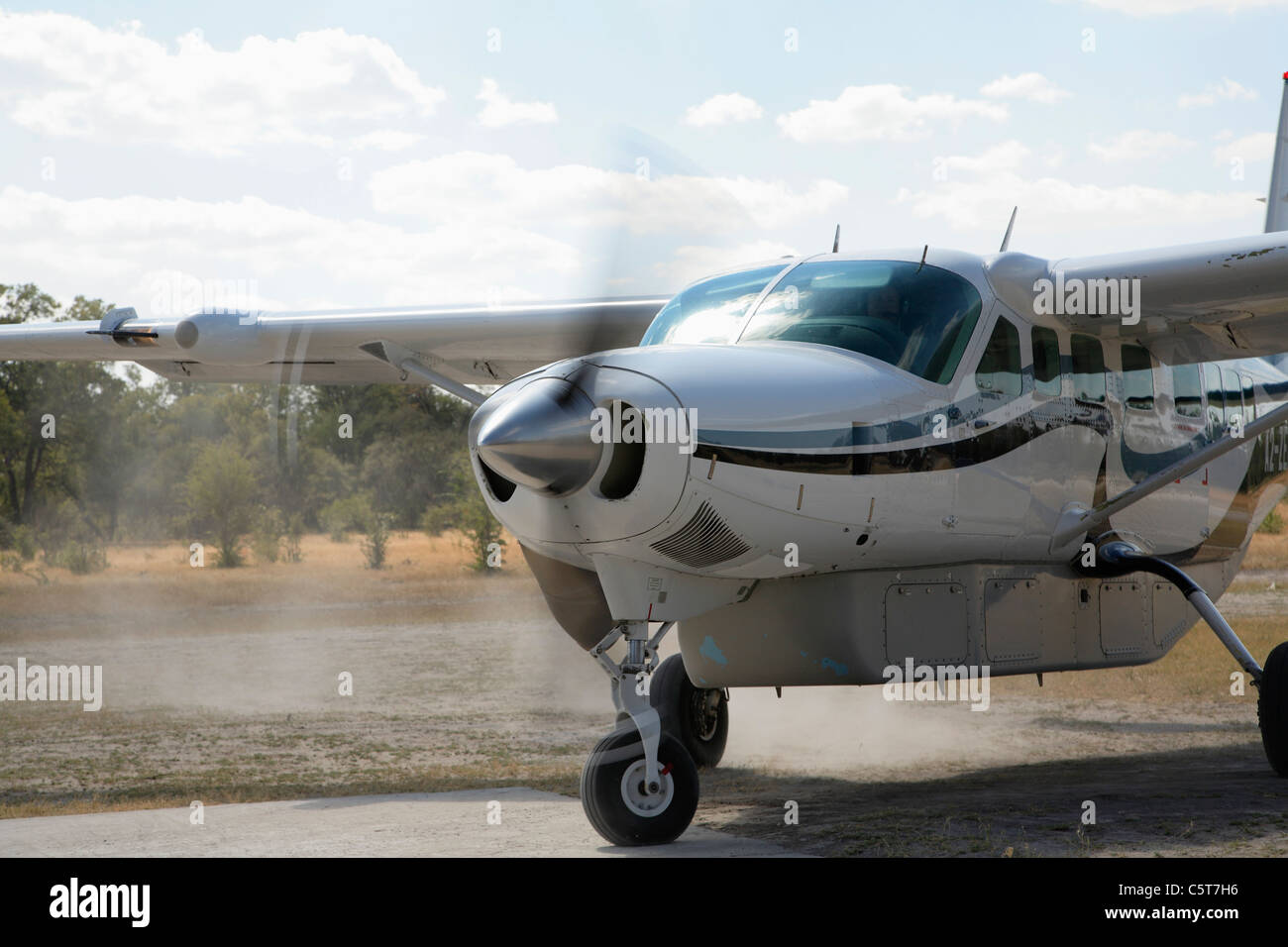 Plane africa hi-res stock photography and images - Alamy