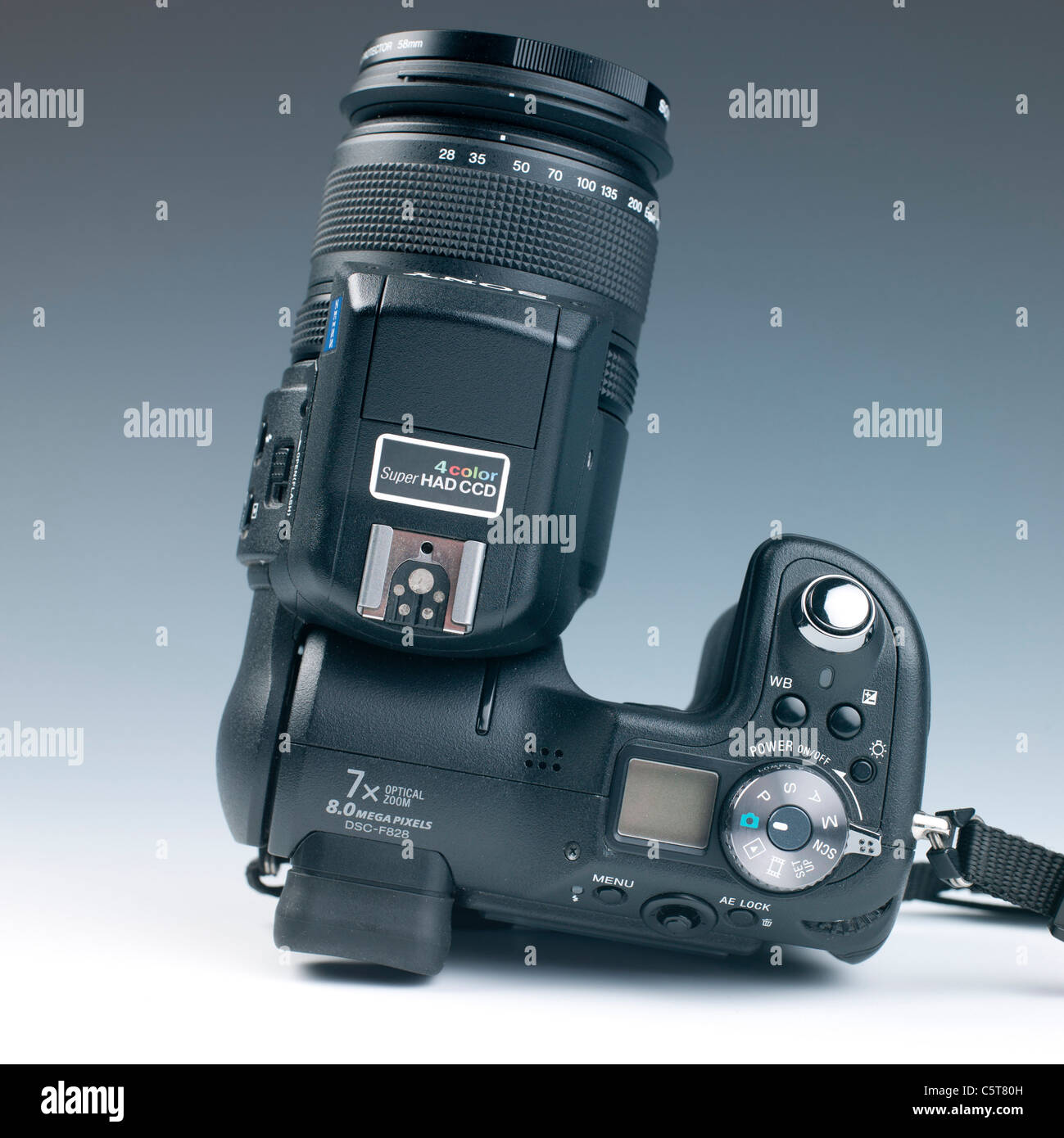 Sony Cyber-shot DSC F-828 digital bridge camera 2005 Stock Photo - Alamy