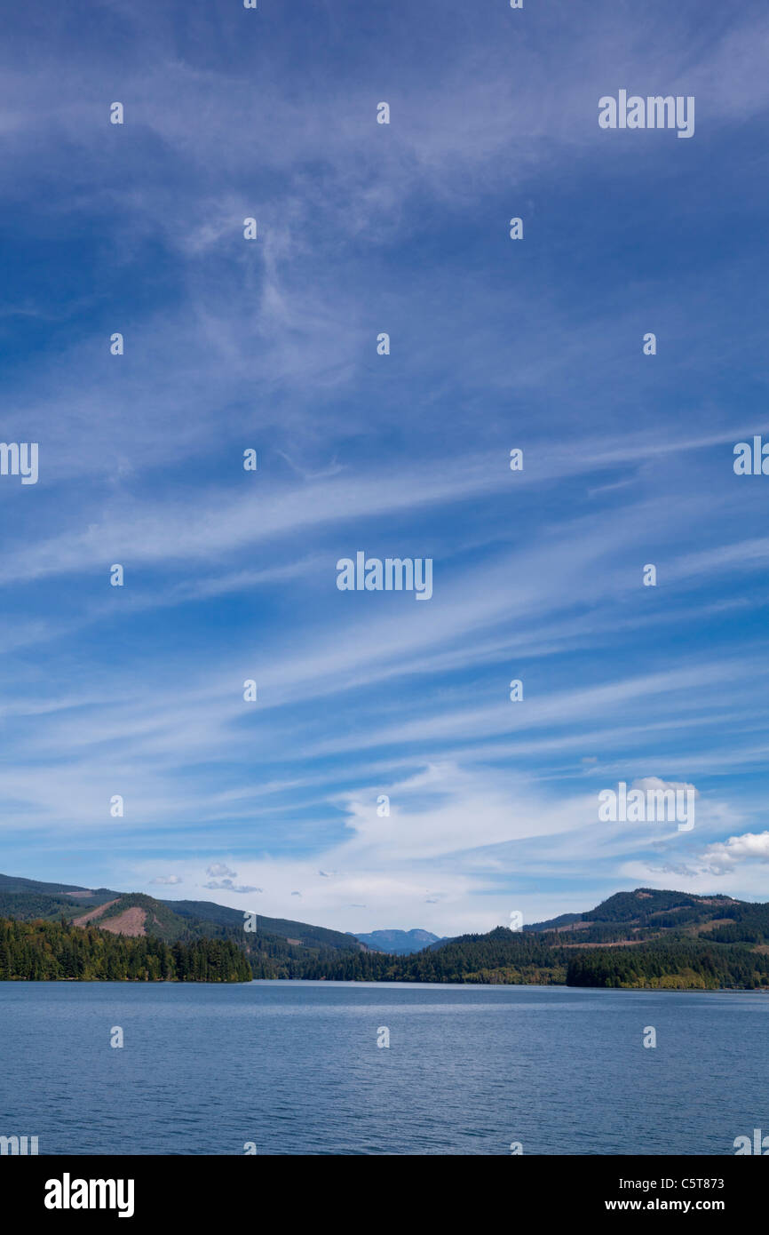 Shea Point Foster Lake Oregon USA in the summer Stock Photo - Alamy