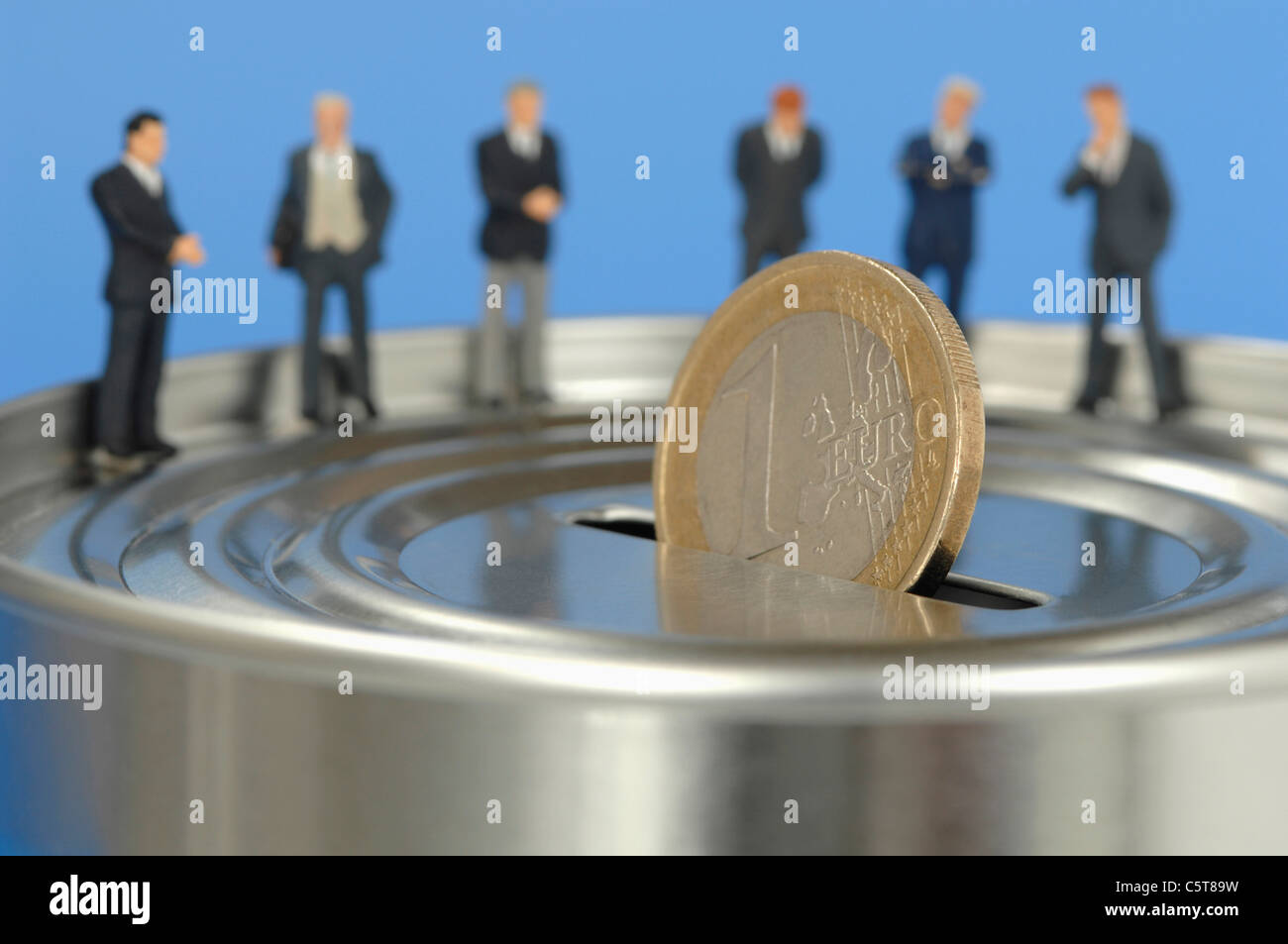 Teamwork men money cooperation hi-res stock photography and images - Alamy