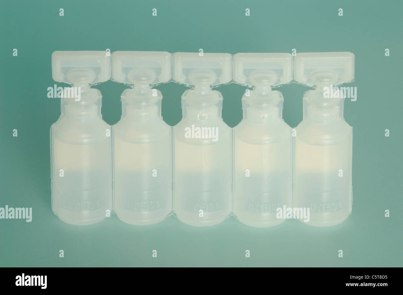 Plastic vials hi-res stock photography and images - Alamy