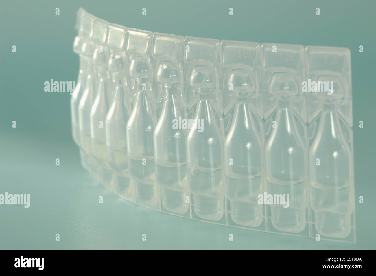 Plastic vials hi-res stock photography and images - Alamy