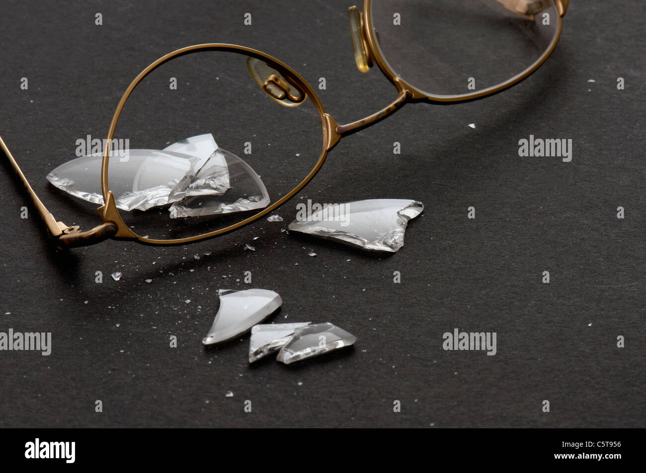 Spectacles glass hi-res stock photography and images - Alamy
