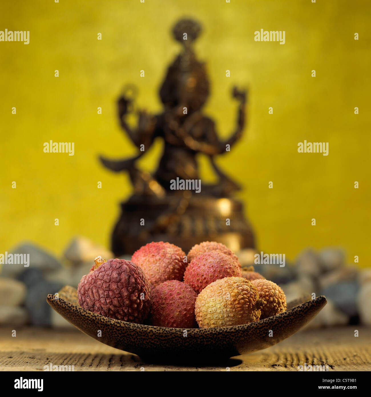 Litchi fruits hi-res stock photography and images - Alamy