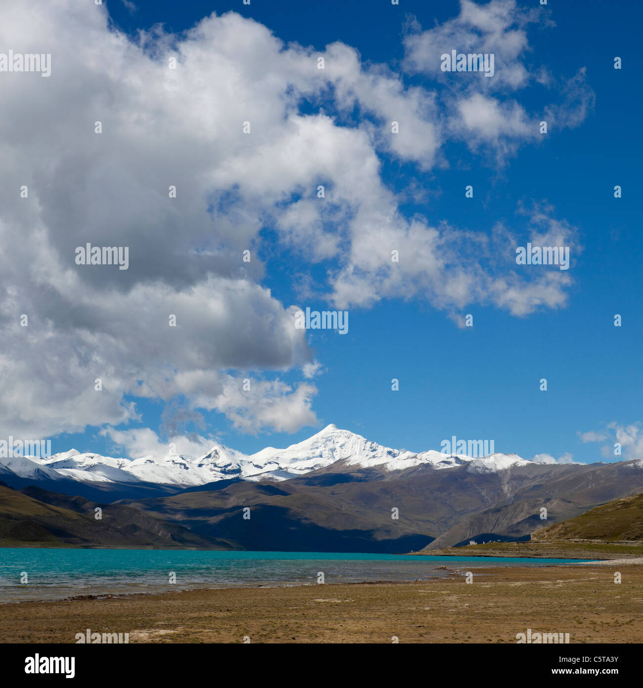 Tibet mountain hi-res stock photography and images - Alamy