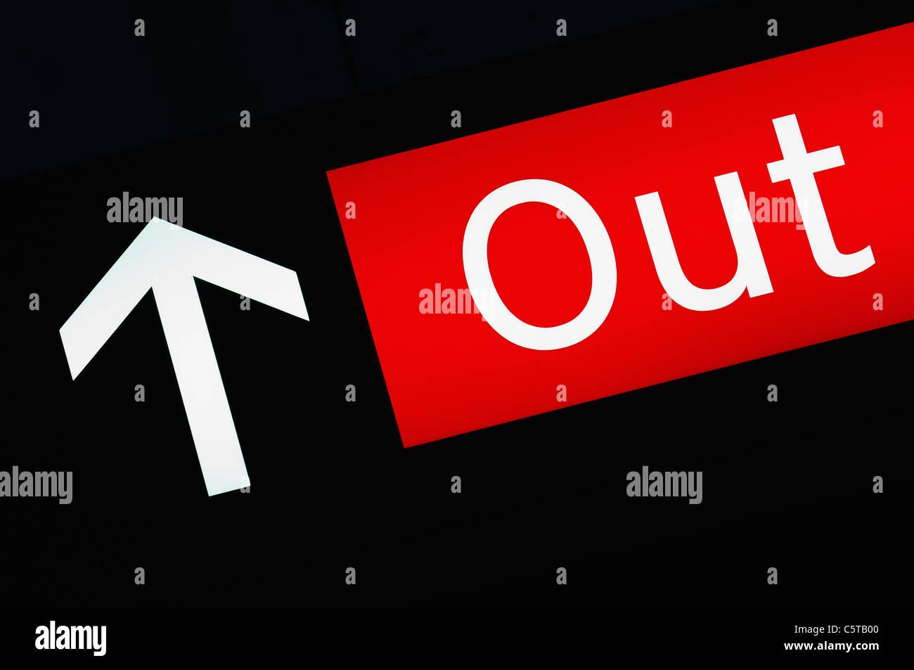 Sign with directional arrow hi-res stock photography and images - Alamy