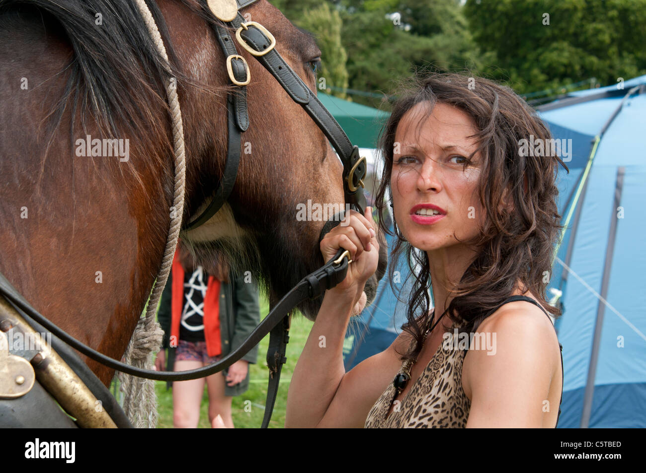 Gypsy girl hi-res stock photography and images - Alamy