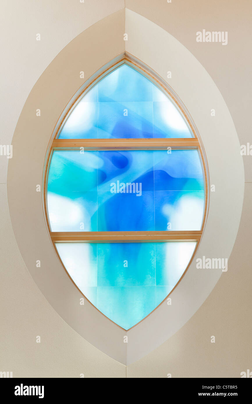 Stained glass window in elipse hi-res stock photography and images - Alamy