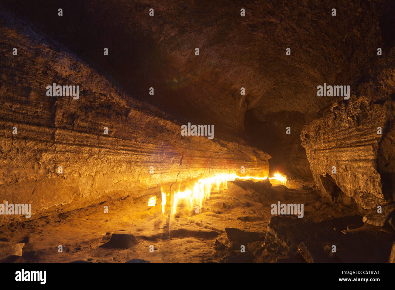 Lava River Cave lava tube oregon USA Stock Photo - Alamy