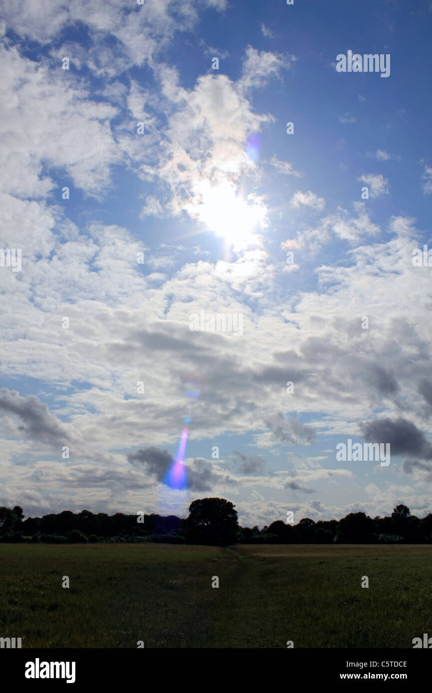 Sky burst hi-res stock photography and images - Alamy