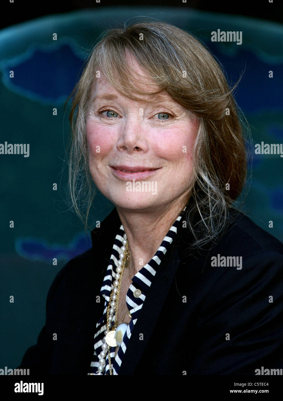 SISSY SPACEK SISSY SPACEK HONORED WITH A STAR ON THE HOLLYWOOD WALK OF ...
