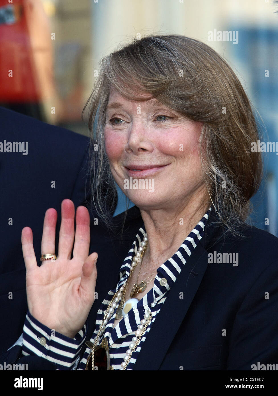 SISSY SPACEK SISSY SPACEK HONORED WITH A STAR ON THE HOLLYWOOD WALK OF ...