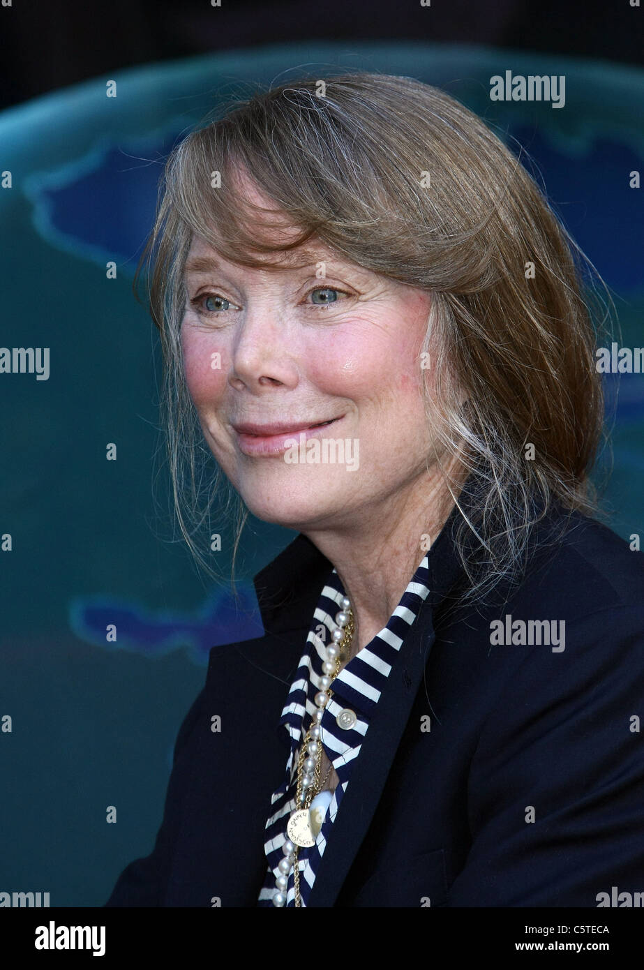 SISSY SPACEK SISSY SPACEK HONORED WITH A STAR ON THE HOLLYWOOD WALK OF ...