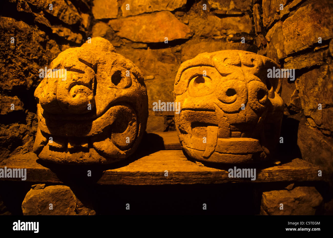 Chavin hi-res stock photography and images - Alamy
