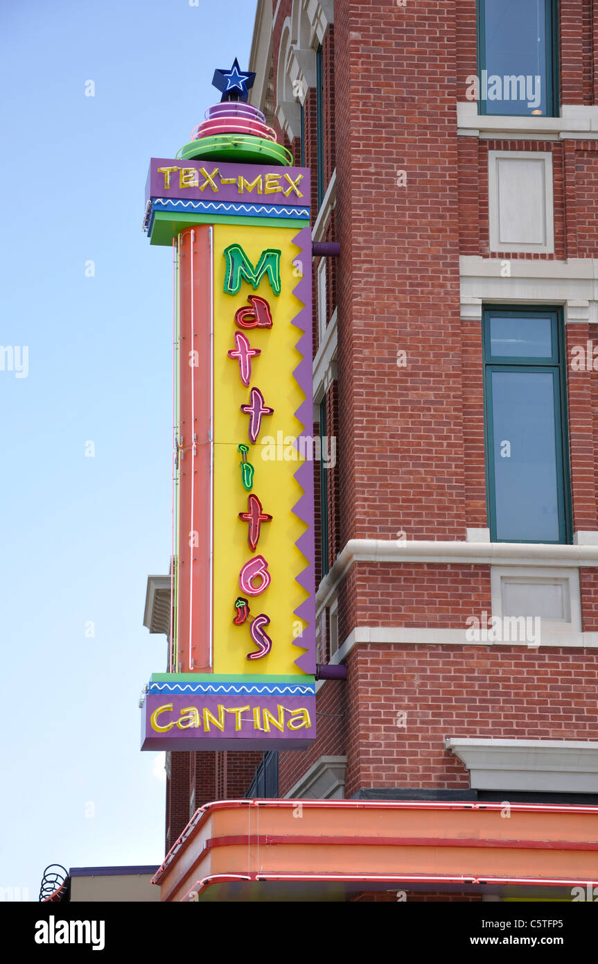 Frisco texas street downtown hi-res stock photography and images - Alamy