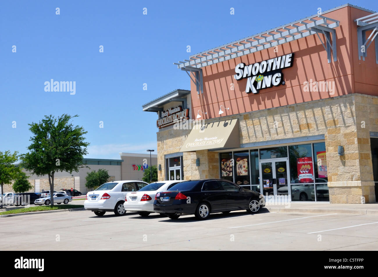 Shopping plaza, Frisco, Texas, USA Stock Photo - Alamy