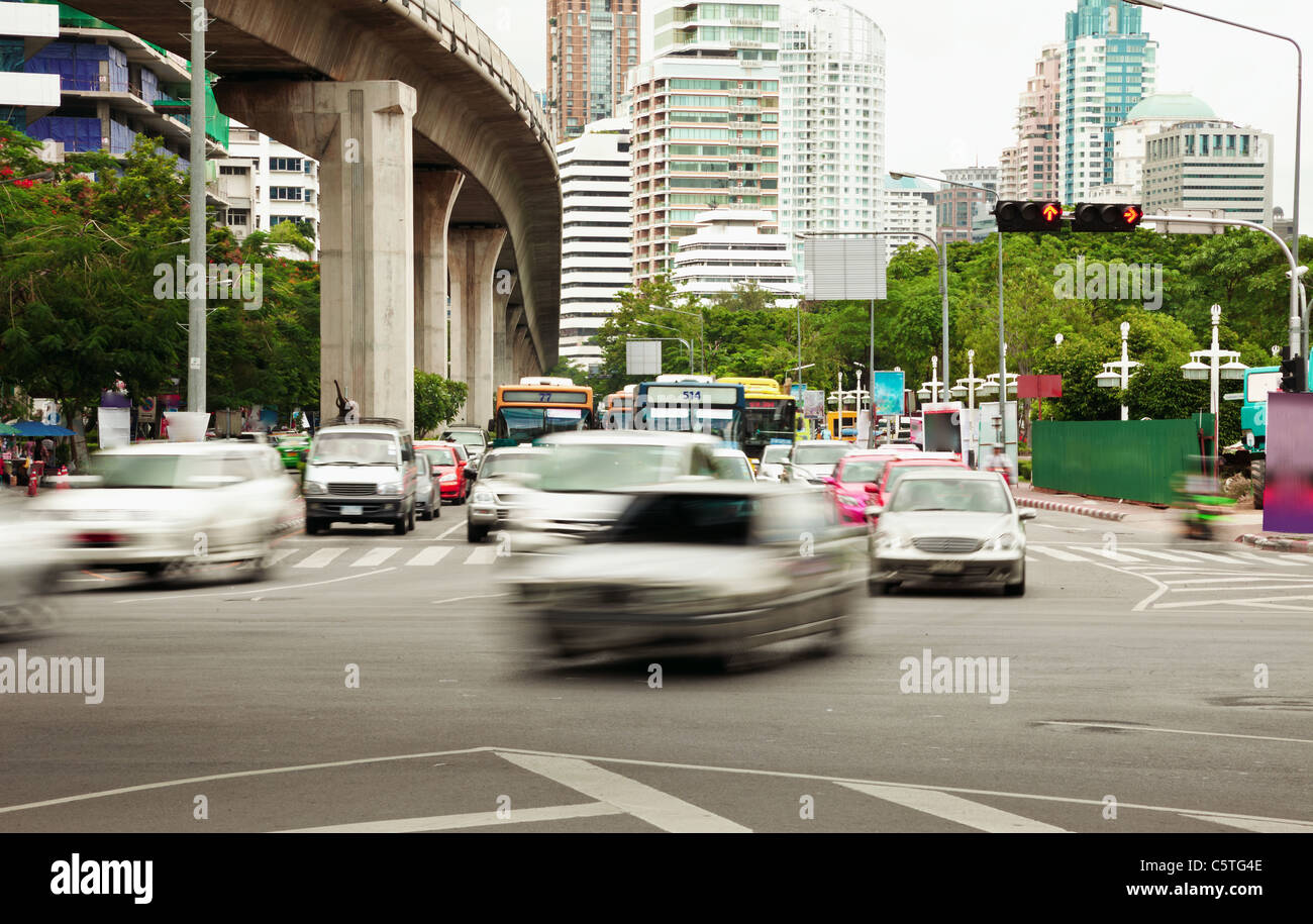 Slow moving traffic hi-res stock photography and images - Alamy