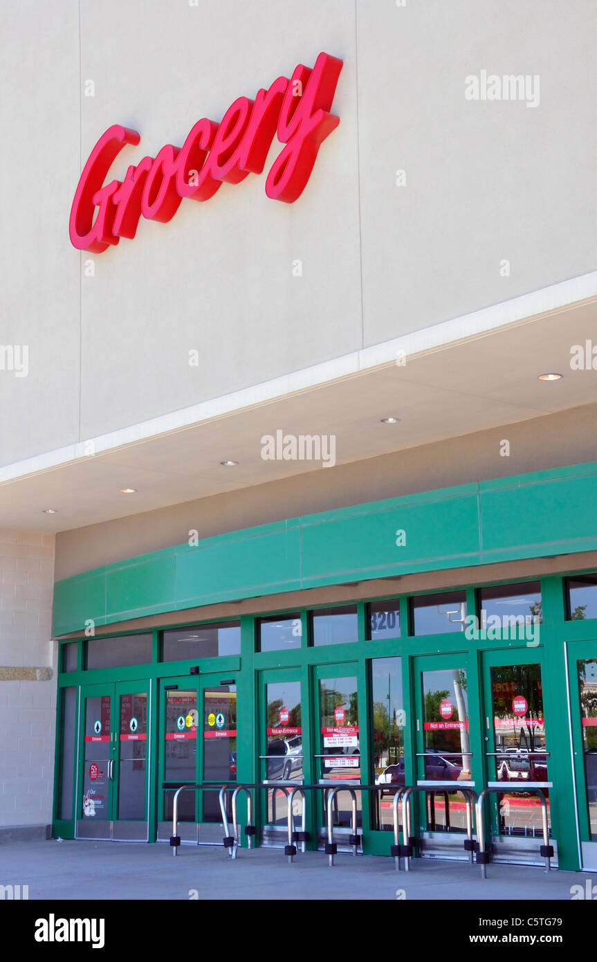 Target Shop America High Resolution Stock Photography and Images - Alamy