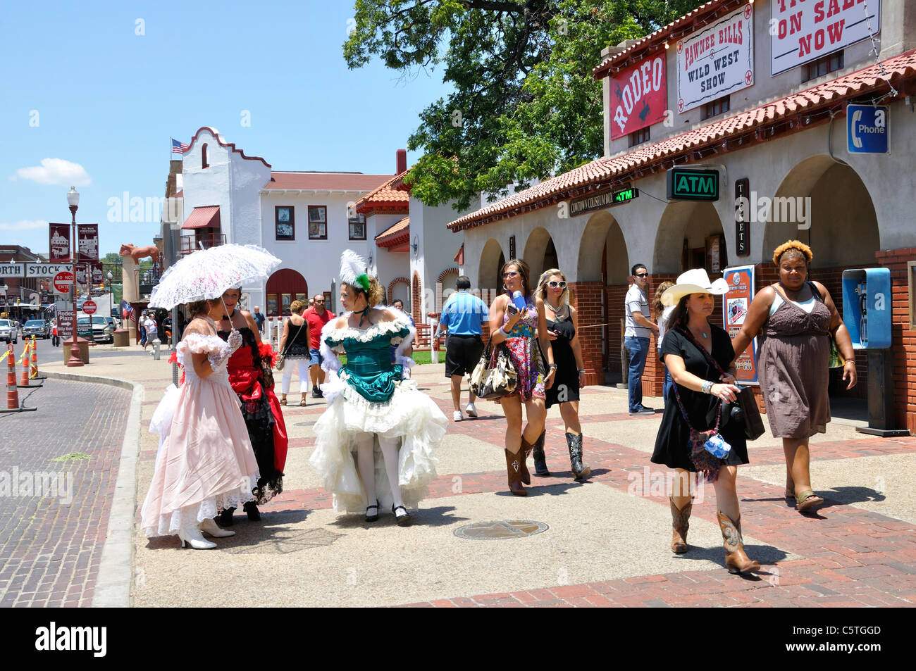 Costumed girls at Stockyards, Fort Worth, Texas, USA Stock Photo - Alamy