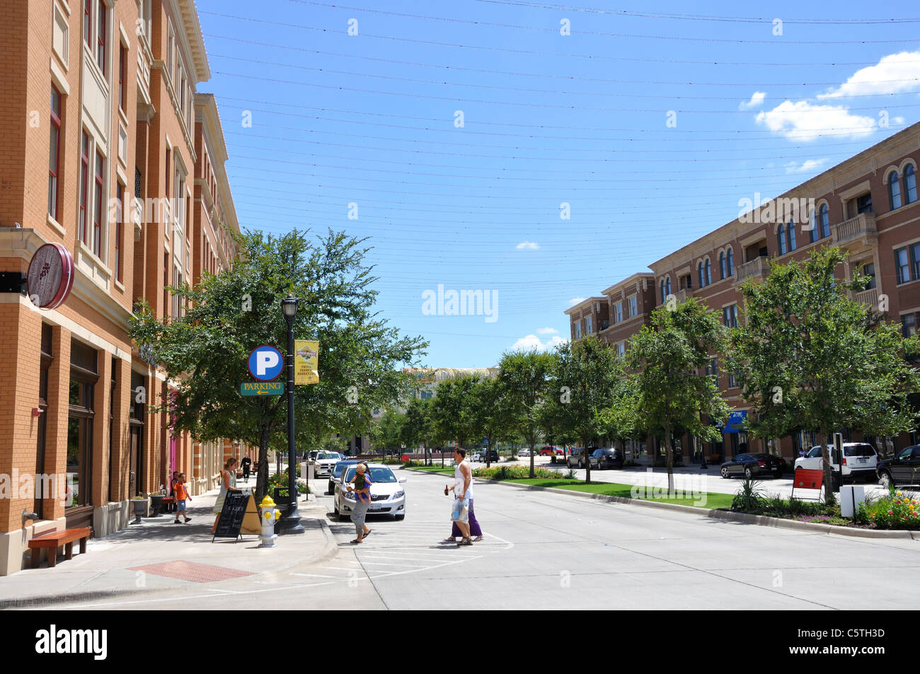 Frisco texas street downtown hi-res stock photography and images - Alamy